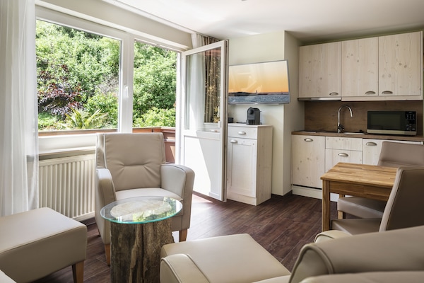 Apartamento Superior em Condomínio Fechado, 1 quarto | 1 quarto, secretária adequada para computadores portáteis, Wi-fi grátis