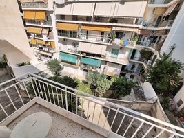 Apartamento clássico, 1 quarto, sacada | Terraço/pátio