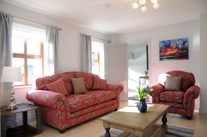 Number 53 Dingle: Holiday Home - Dingle