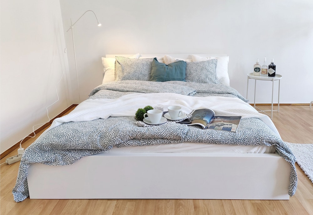 Prater - 3 Min Away. Right By The Subway - Vienna