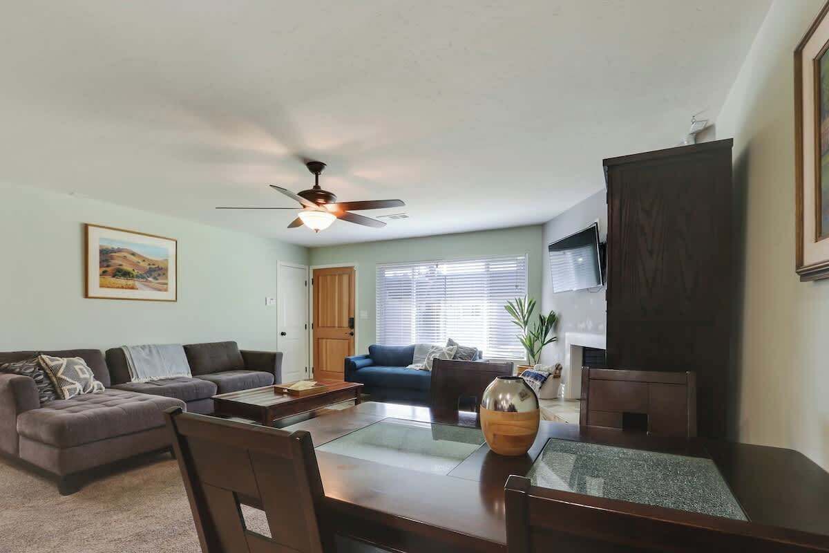 Fig Garden Casita B- Affordable & Convenient! - Fresno, CA