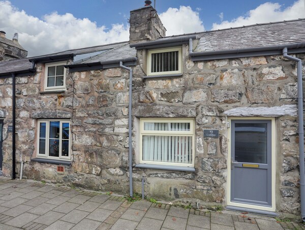 Cuddfan - Porthmadog