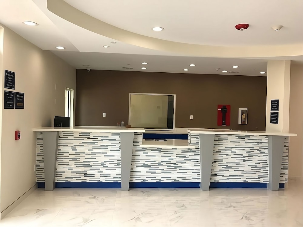 Rare Find! 2 Family-friendly Units. Near National Museum Of Funeral History - Houston, TX