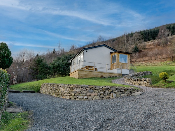 Ciaran Cottage - Loch Tay