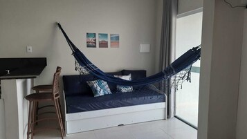 Chalé | Área de estar | TV LED 32 polegadas com canais digitais, TV