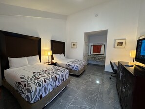 Quarto casal grand | Cofres nos quartos, ferros/tábuas de passar roupa, Wi-Fi de cortesia