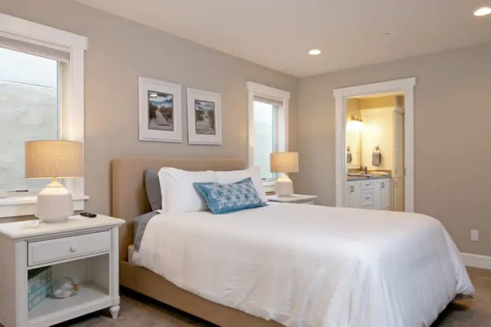 Luxury Beachfront Oasis W/ Channel Island Views - Oxnard