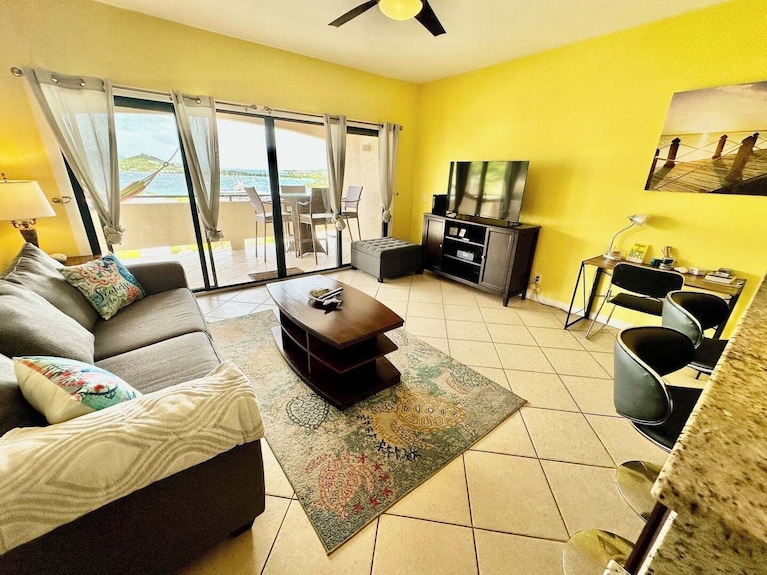 Amazing View: 1 Bed/1 Bath Villa On Red Hook Strip - Saint Thomas