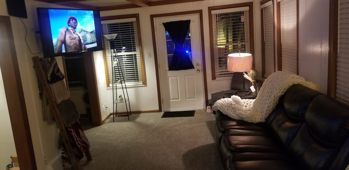 Toledo, Lakeside Home 3 Bdrm Sleep 7 On Lake Erie With 4 Decks\nto Choose From. - Toledo, OH