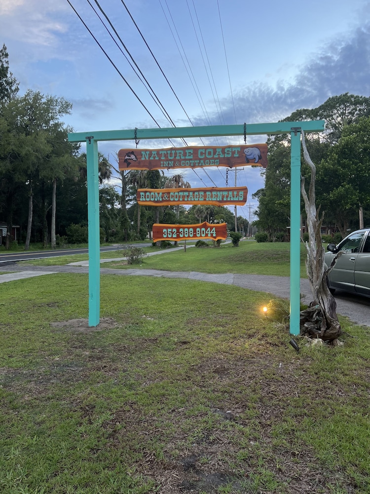 Nature Coast Inn And Cottages - Crystal River, FL