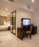 Suite Júnior | Lençóis de algodão egípcio, roupa de alta qualidade, minibar 