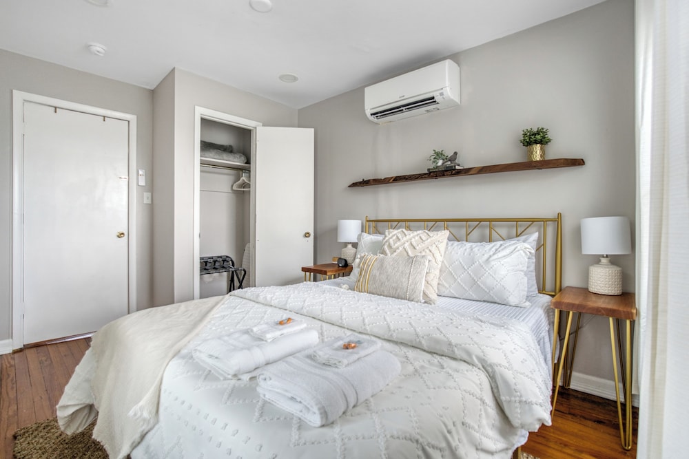Pet-friendly, Heart Of Downtown - Frederick