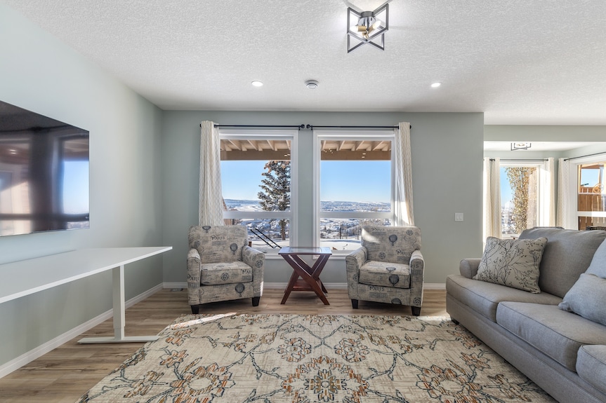 Valley View Retreat, 1 Br, Kitchen & Parking - Alberta