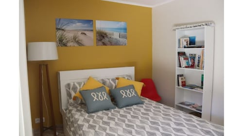 En Bord De Mer, Joli T2 Rénové Avec Grande Terrasse - La Ciotat