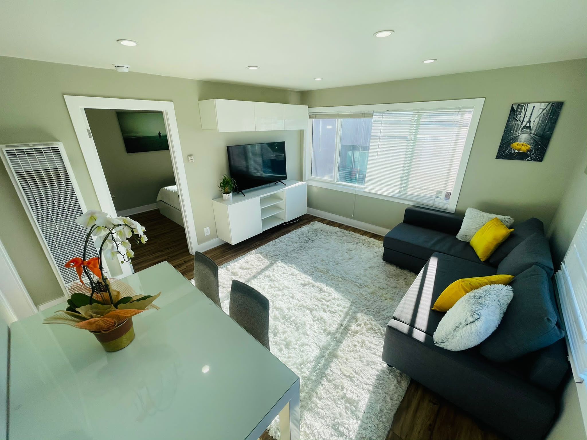 Cozy & Modern On The Beach - El Segundo, CA