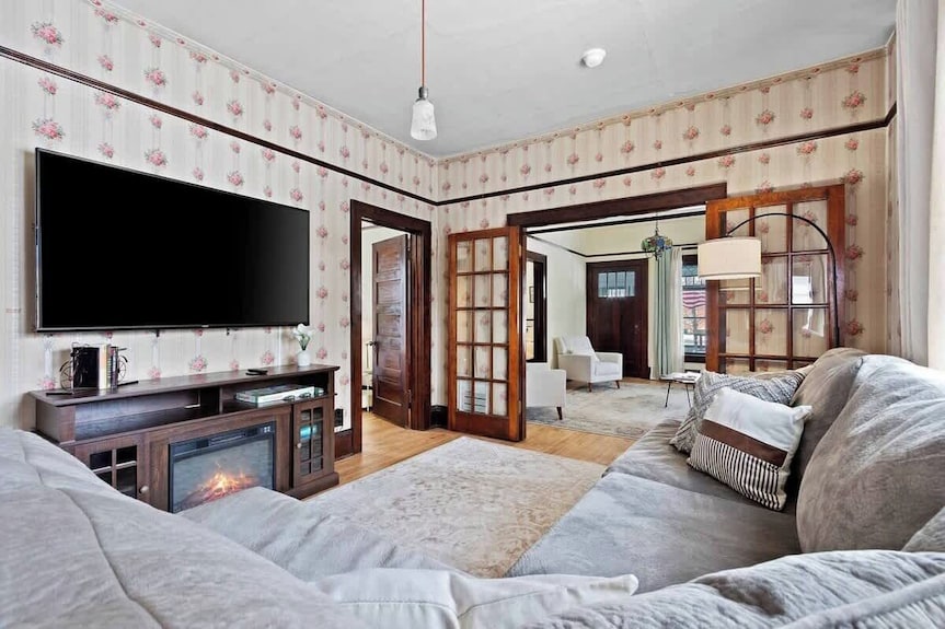 Historic 3br Home In Gillett Near Green Bay | Sleeps 6 | Family-friendly - Wisconsin