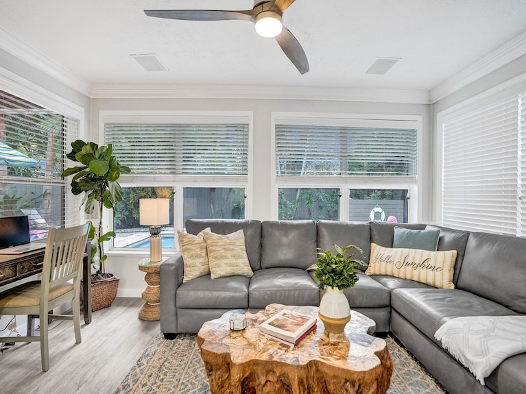 By Pier- Heated Pool- 5 Stars! - Fort Lauderdale