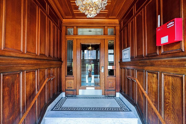 Maverick Suites At 89 Marion - Boston, MA