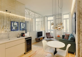 Apartamento 1 Dormitorio | Sala de estar | Smart TV de 43 polegadas com canais digitais, televisor