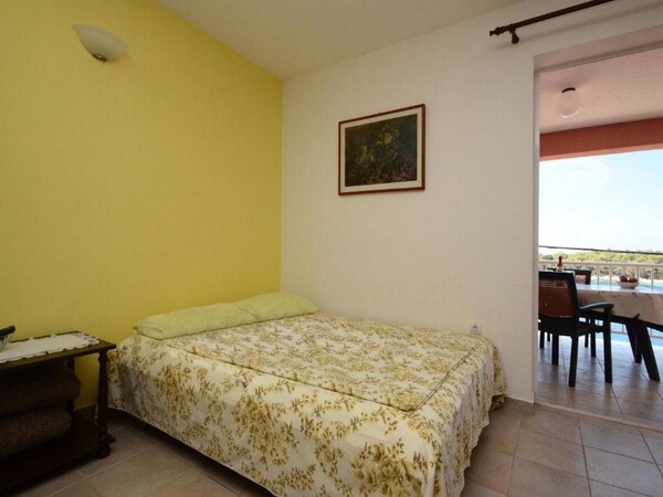 Apartments ŽAknić - Vela Luka