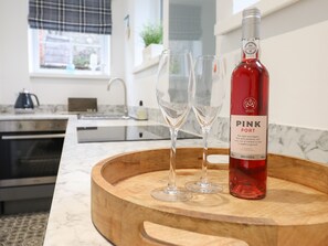 Casa de Campo | Cozinha privada | Um frigorífico, uma chaleira elétrica, uma torradeira 