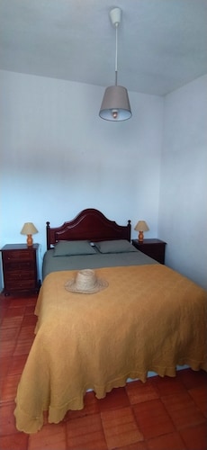 Lovely 3 Bedroom Home In Sunny Algarve - ルース