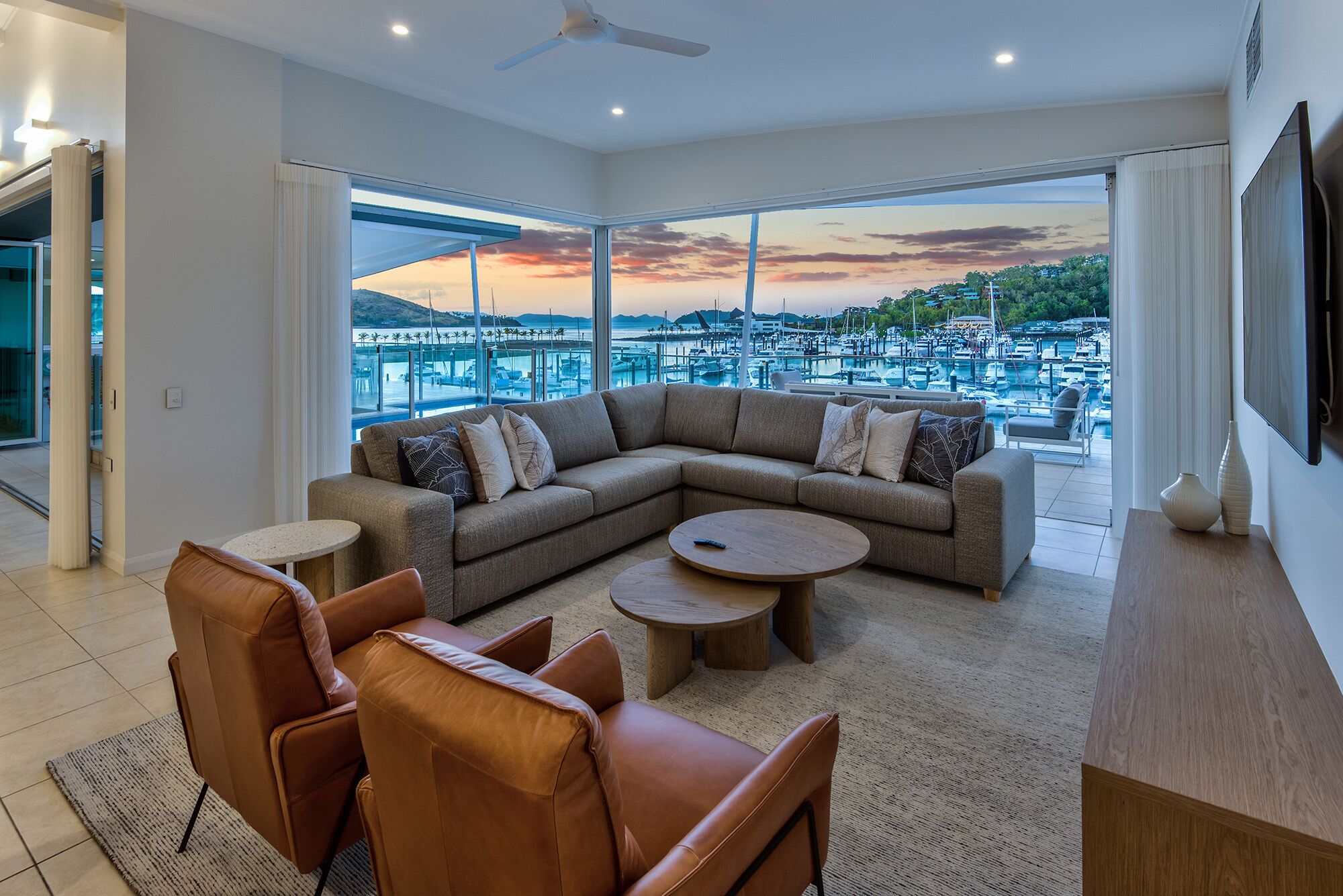 Pavillions Penthouse 5 - Hamilton Island