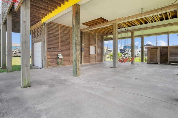 Buckley's Beach Reviews, Deals & Photos 2026 - Expedia