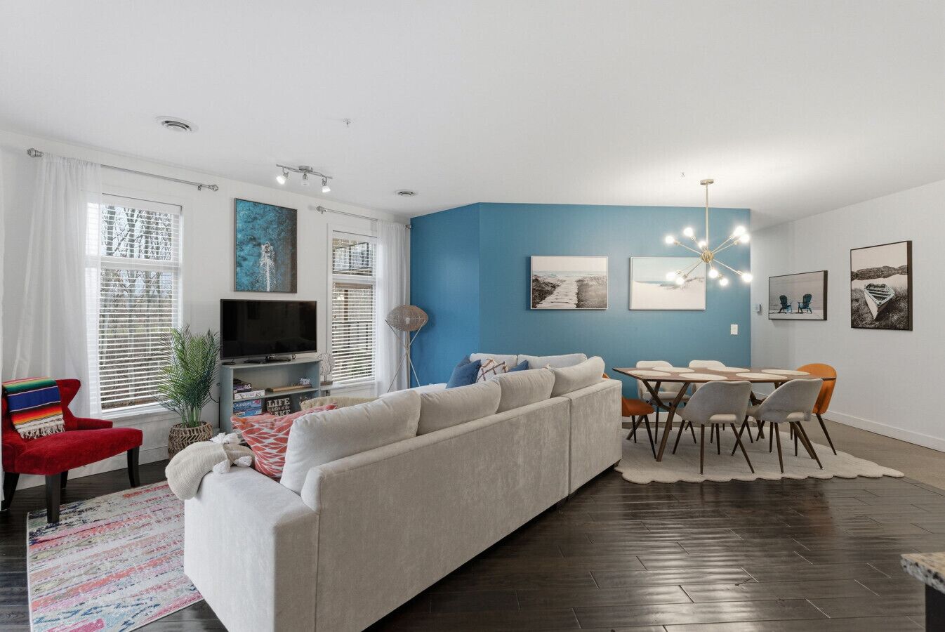 Relaxing Two Bedroom Lake Retreat - Kelowna