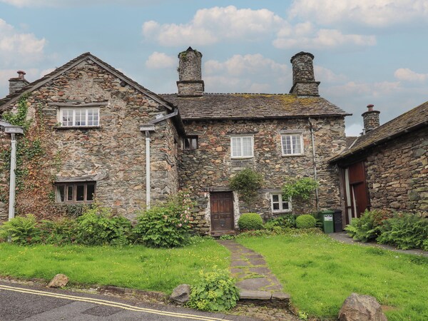 Old Oak Cottage - Ambleside