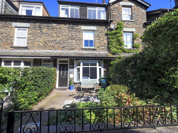 Stones Throw Cottage - Ambleside