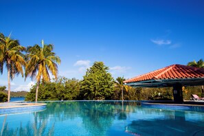 Piscina exterior 