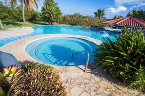 Piscina exterior 