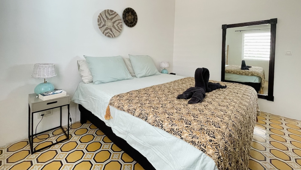 Stylish Comfortable Home With Private Pool At Walking Distance Piscadera Beach - Curazao