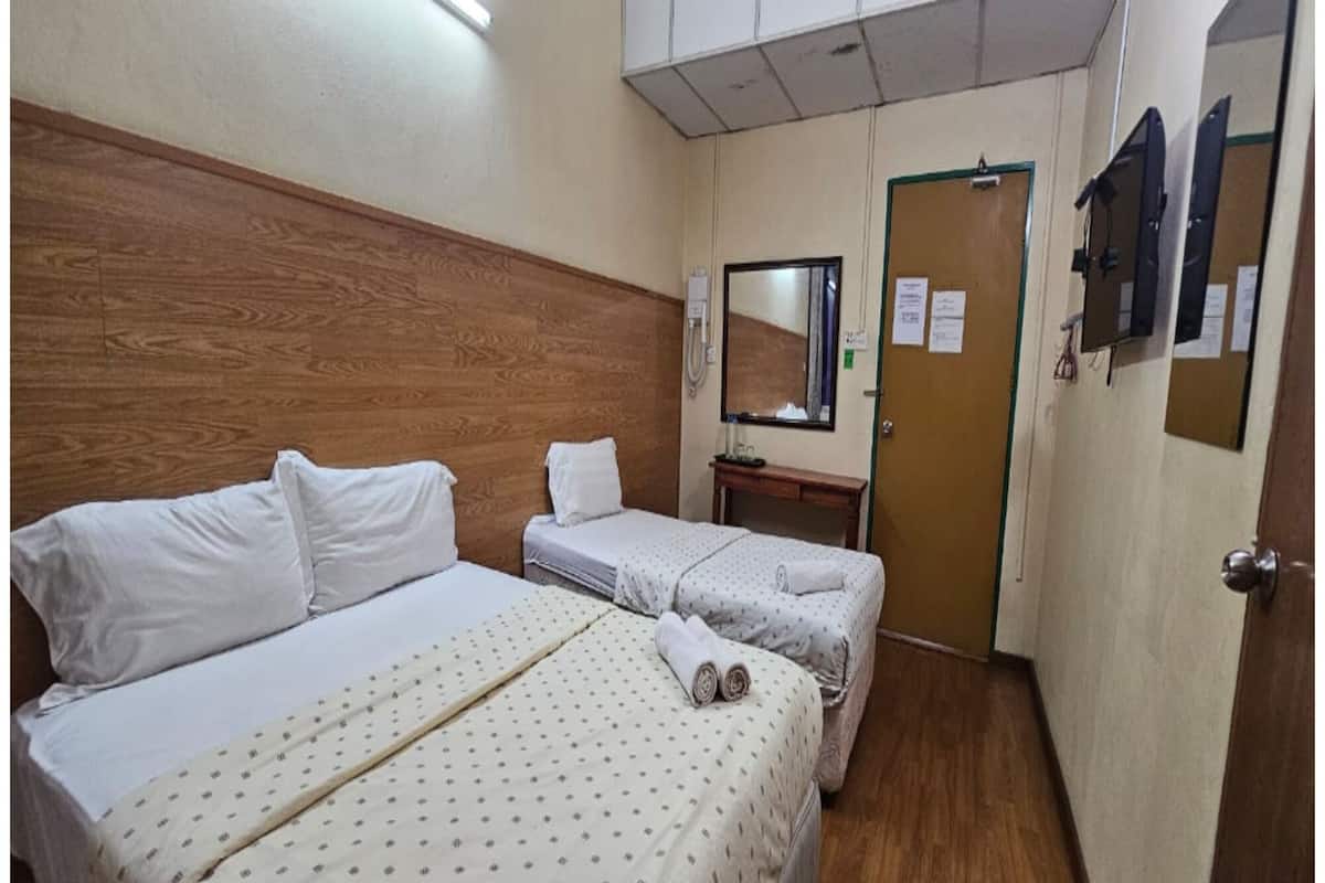 Quarto Triplo Deluxe | Wi-fi grátis, roupa de cama fornecida