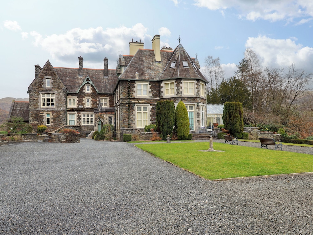 The Lookout - Ambleside