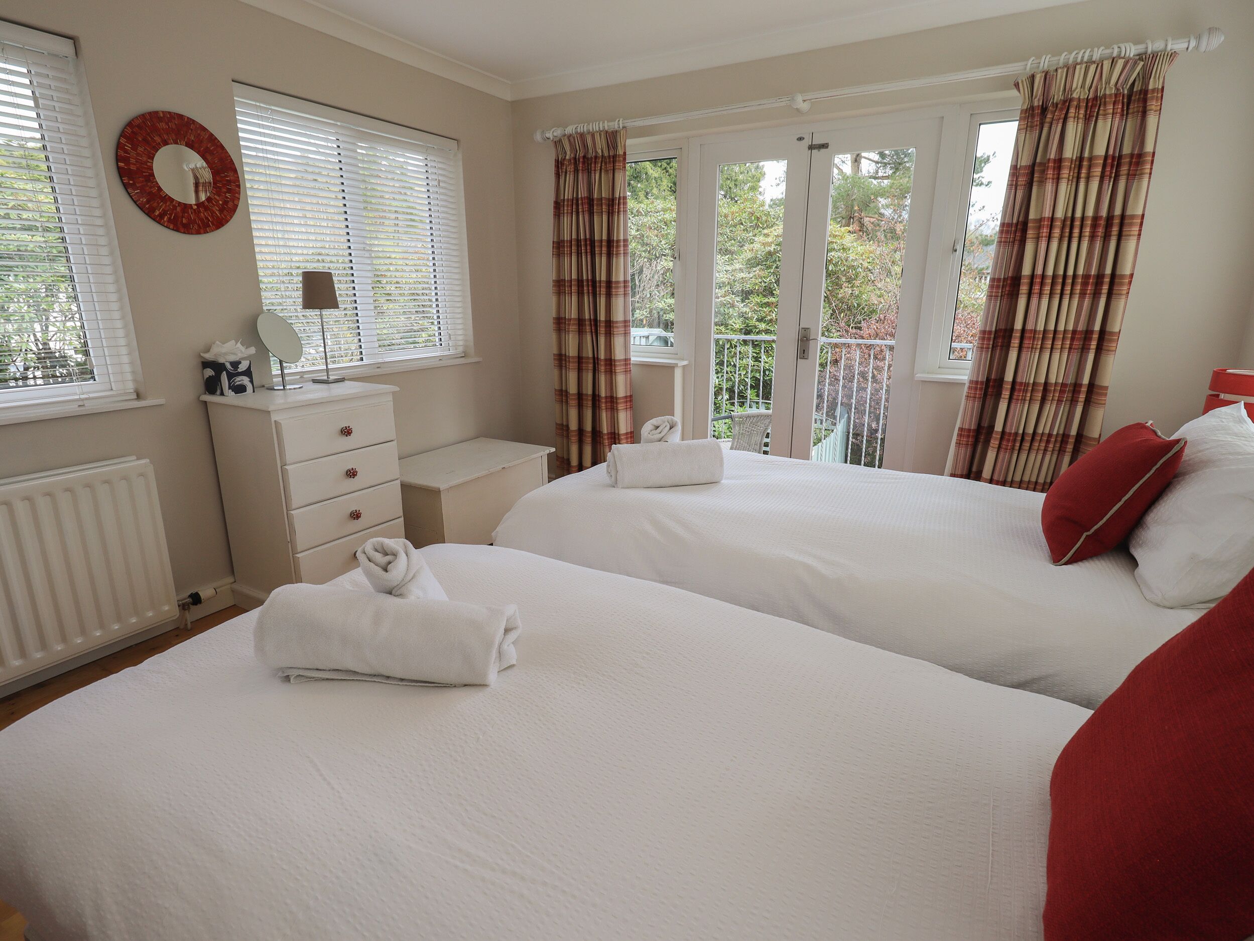 Casa de campo | 3 quartos, individualmente decorados, individualmente mobiliados