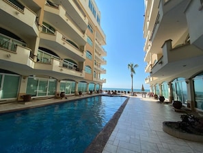 Piscina exterior