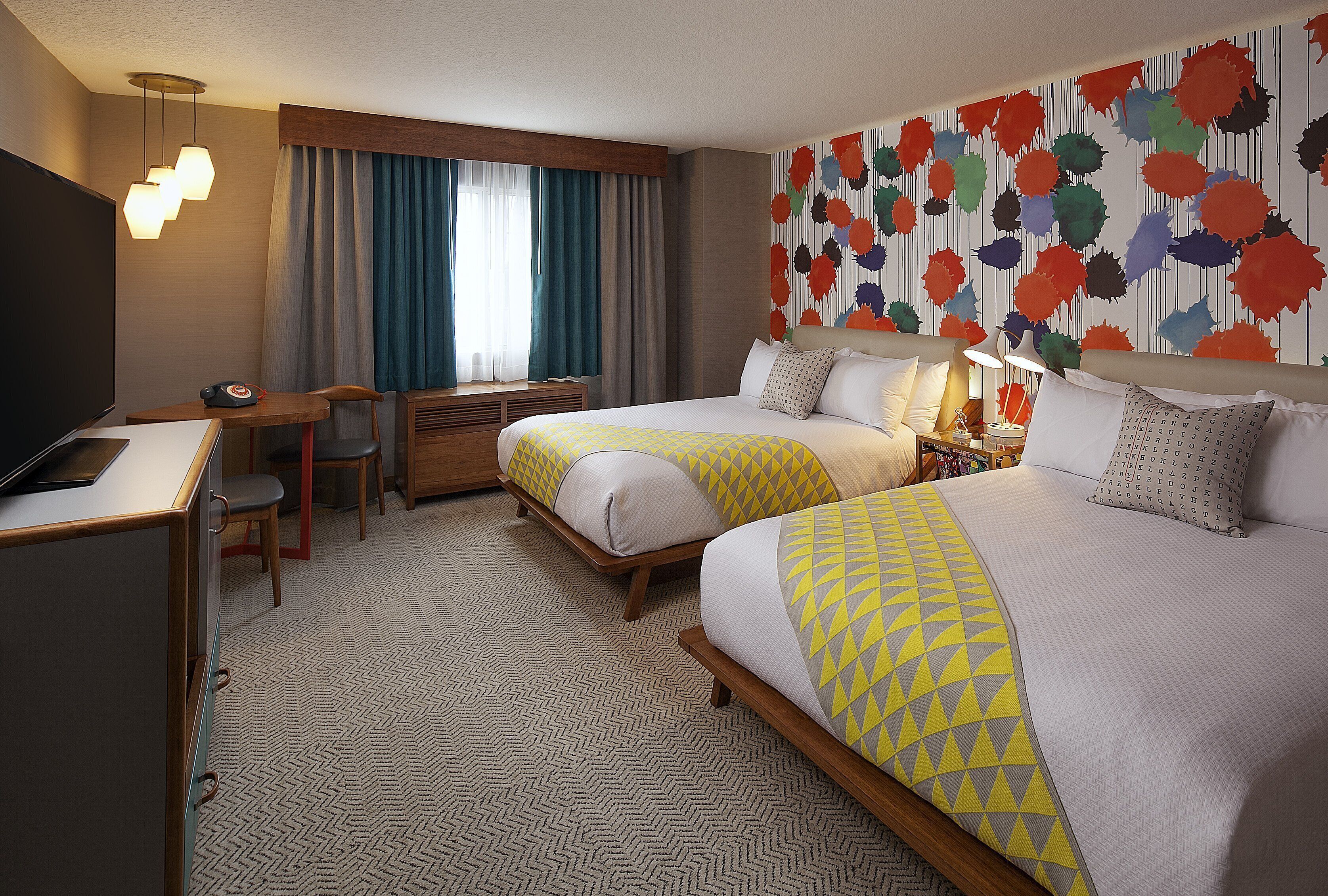 The Kinney Venice Beach, 2 Boulevard City View 2 Queens! - Venice Beach, CA