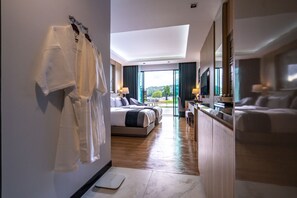 Quarto luxo, 1 cama King | Vista do quarto