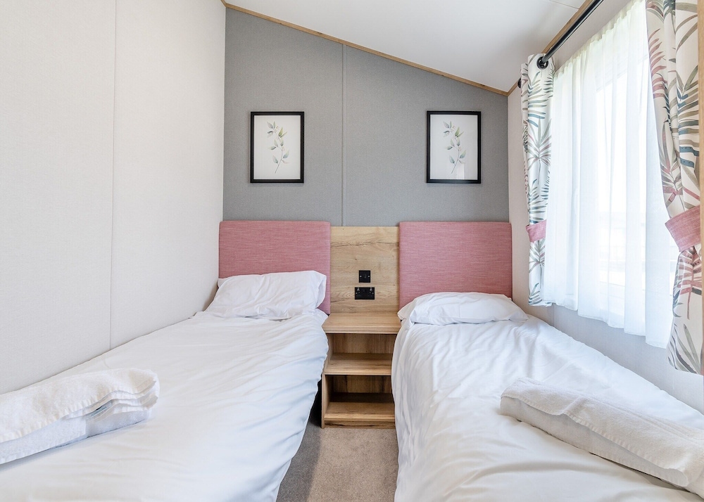4 Bedroom Accommodation In Skegness - Skegness