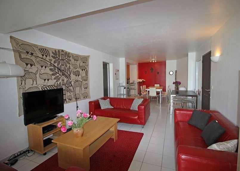 Villa, (14 P), Panoramic View Of The Hills. Large Infinity Pool. - Le Plan-de-la-Tour