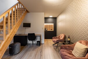 Suite Deluxe | Secretária, secretária adequada para computadores portáteis 