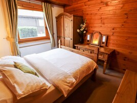 3 quartos, com decoração personalizada, com mobília individualizada 