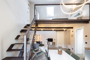 Camera Tintori | Secretária, quartos insonorizados, Wi-fi grátis 