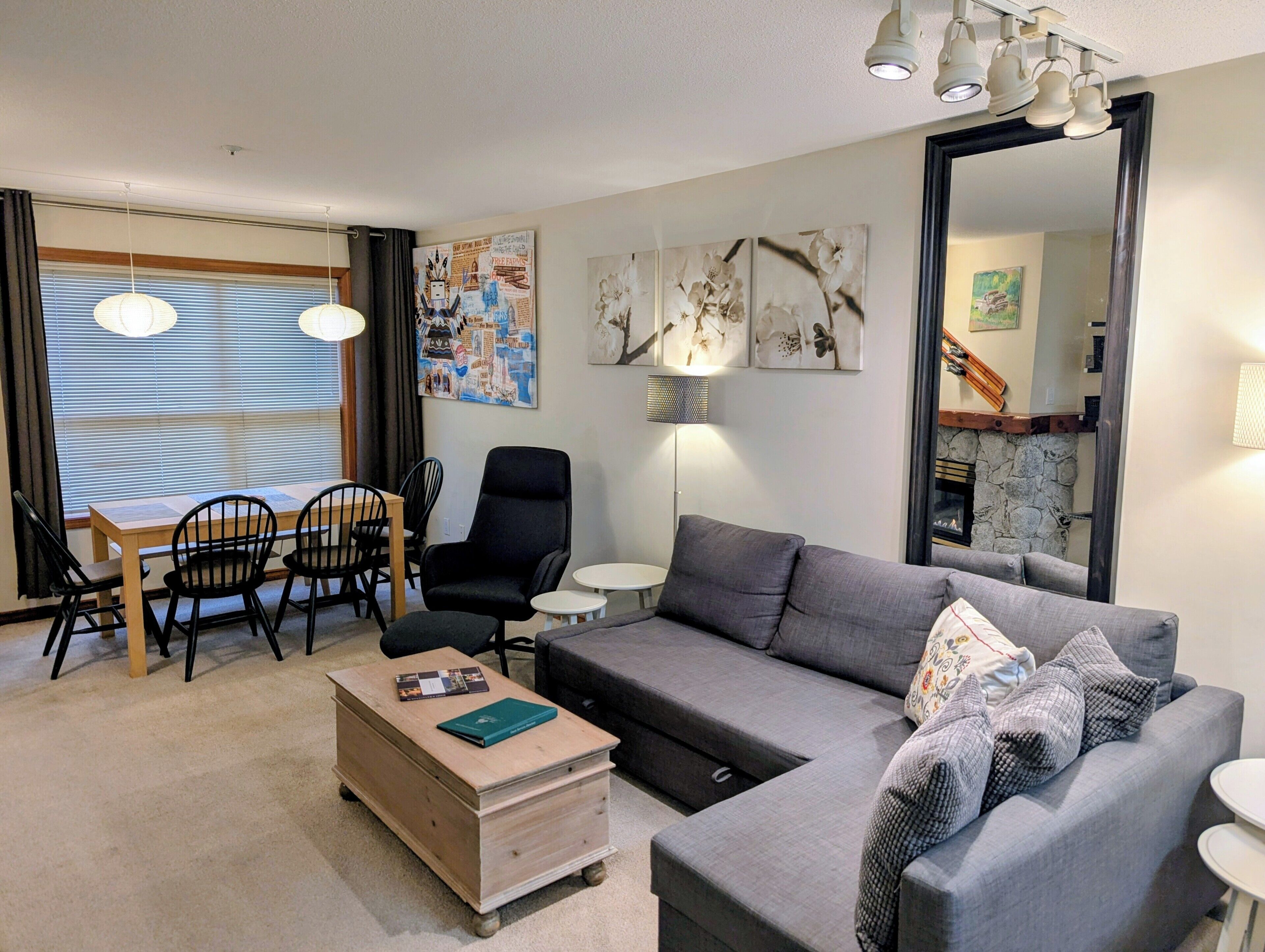 Aspens "Family Friendly" Ski In/out Condo\n *New Service Options For This Season! - Whistler Blackcomb