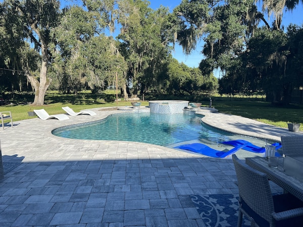 Secluded Huge Pool\/hot Tub Updated\/gorgeous Home - Arcadia, FL