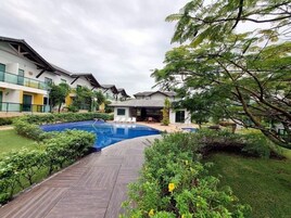 Villa | Piscina | Piscina exterior 