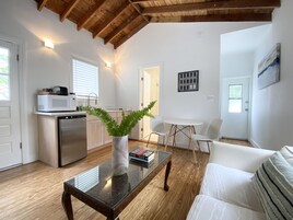 Estúdio Tradicional | Sala de estar | Smart TV de 40 polegadas com canais digitais, televisor 