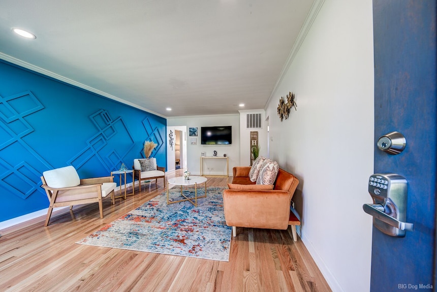 Modern 2bdrm Westchester Home With Brand-new Out Door Hot Tub - Aeropuerto de Chicago O'Hare (ORD)